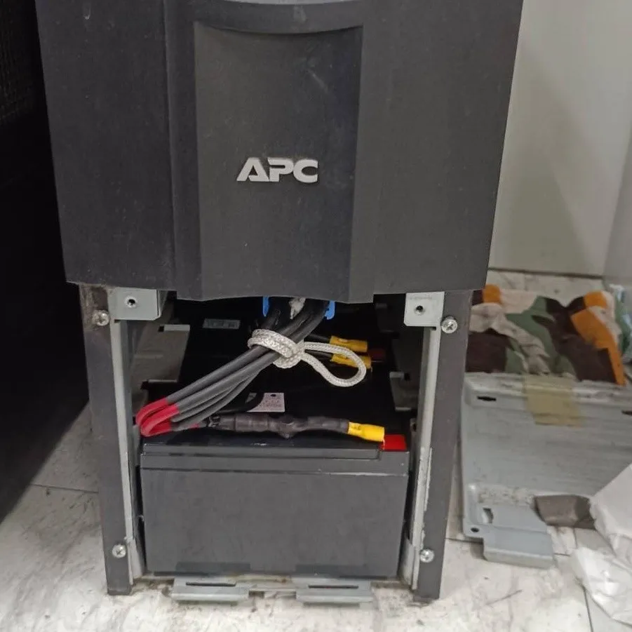 เปลี่ยน Battery UPS APC SMC3000I บริษัท สยามโอคามูระอินเตอร์เนชั่นแนล ...